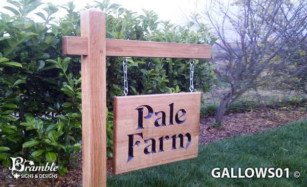 Oak Gallows Sign Bracket & Double-Sided Sign